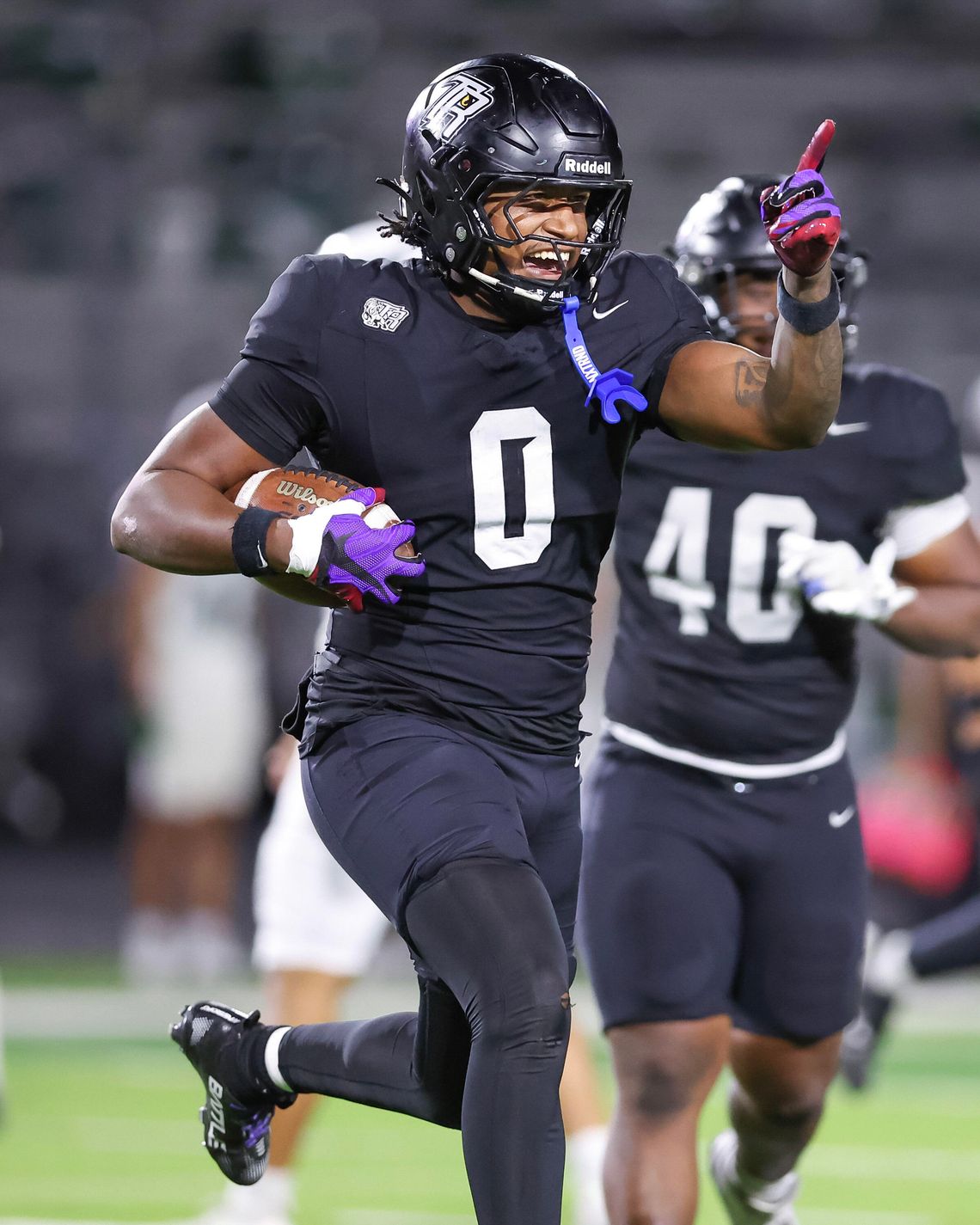 Lions' linebackers bring the boom